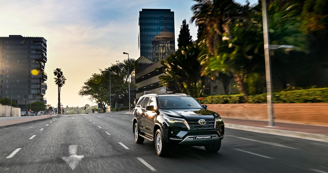 Now in its second generation, a refreshed TOYOTA FORTUNER boasts ...