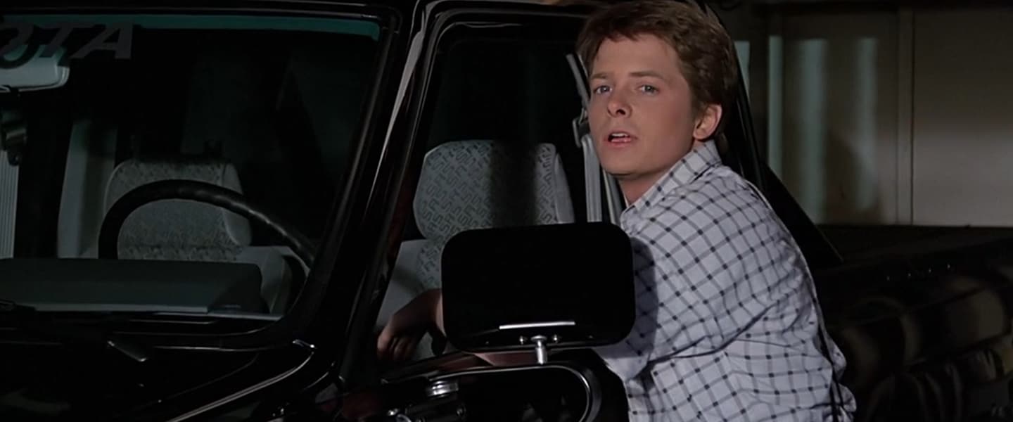 The Toyota Hilux Deluxe 4×4 Xtracab in Back to the Future