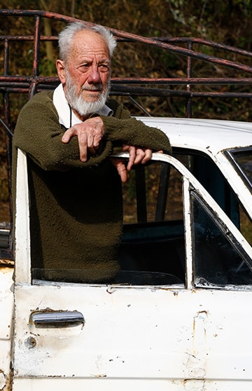 Derek Martin Rasmussen: A Remarkable Journey with His 1971 Toyota Hilux